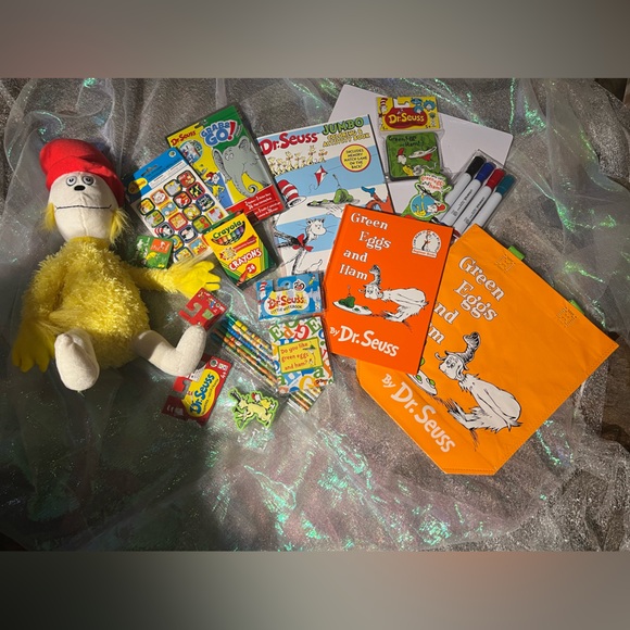 Dr. Seuss | Other | Nwt Kid Pack Over 3 Items Dr Seuss Themed Activity ...